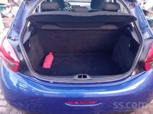 Zils Peugeot 208 2018 Rīga, ar dzinēja tilpumu 1.20 L un nobraukumu 112 tūkst. km par 5757 €, foto 20 vietnē AUTOMOTO.COM.LV