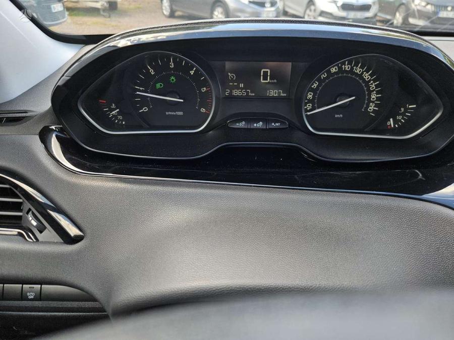 Синий Пежо 208 2019 в Таураге, объемом двигателя 1.50 л и пробегом 219 тыс. км за 3600 €, фото 18 на AUTOMOTO.COM.LV