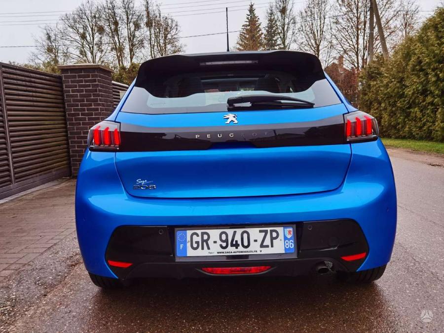 Blue Peugeot 208 2020 in Kaunas, with an engine capacity of 1.20 L and mileage of 71 thousand km for 6200 €, photo 4 on AUTOMOTO.COM.LV