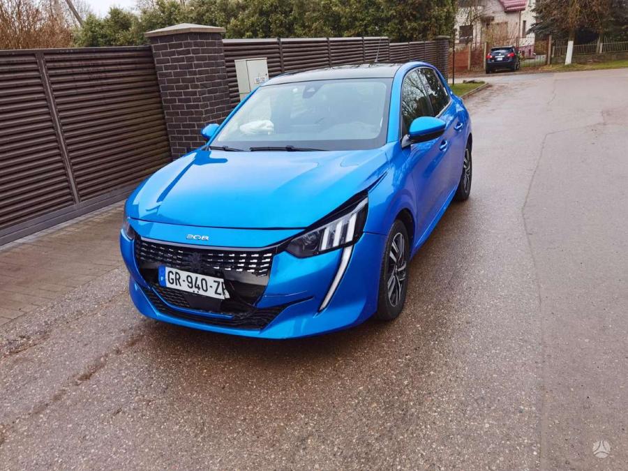 Blue Peugeot 208 2020 in Kaunas, with an engine capacity of 1.20 L and mileage of 71 thousand km for 6200 €, photo 5 on AUTOMOTO.COM.LV