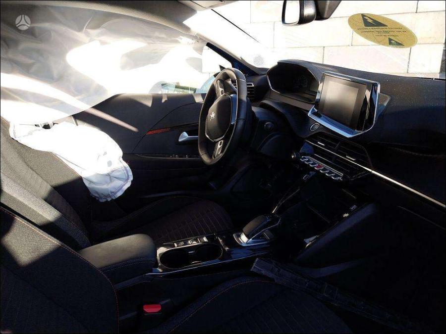 Blue Peugeot 208 2020 in Taurage, with an engine capacity of 0.00 L and mileage of 48 thousand km for 5700 €, photo 5 on AUTOMOTO.COM.LV