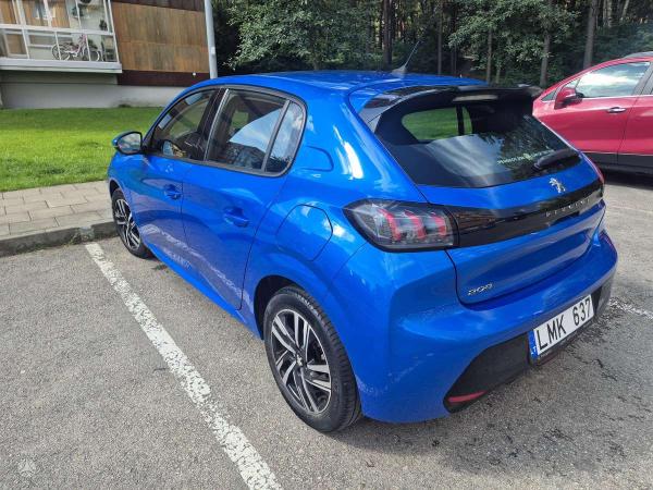 Zils Peugeot 208 2020 Klaipėda, ar dzinēja tilpumu 1.20 L un nobraukumu 118 tūkst. km par 11500 €, foto 3 vietnē AUTOMOTO.COM.LV