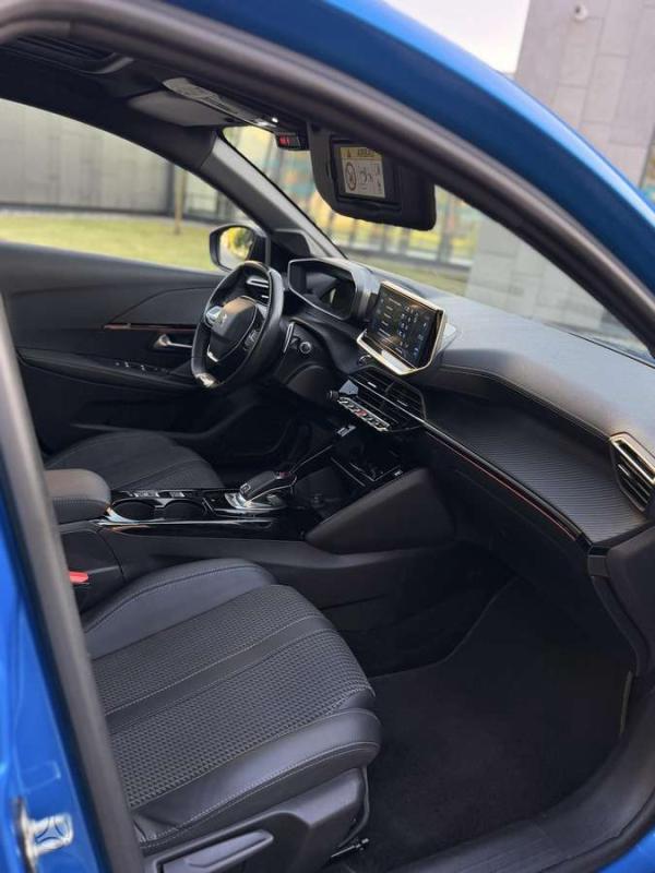Zils Peugeot 208 2020 Tauragė, ar dzinēja tilpumu 1.20 L un nobraukumu 116 tūkst. km par 13800 €, foto 10 vietnē AUTOMOTO.COM.LV
