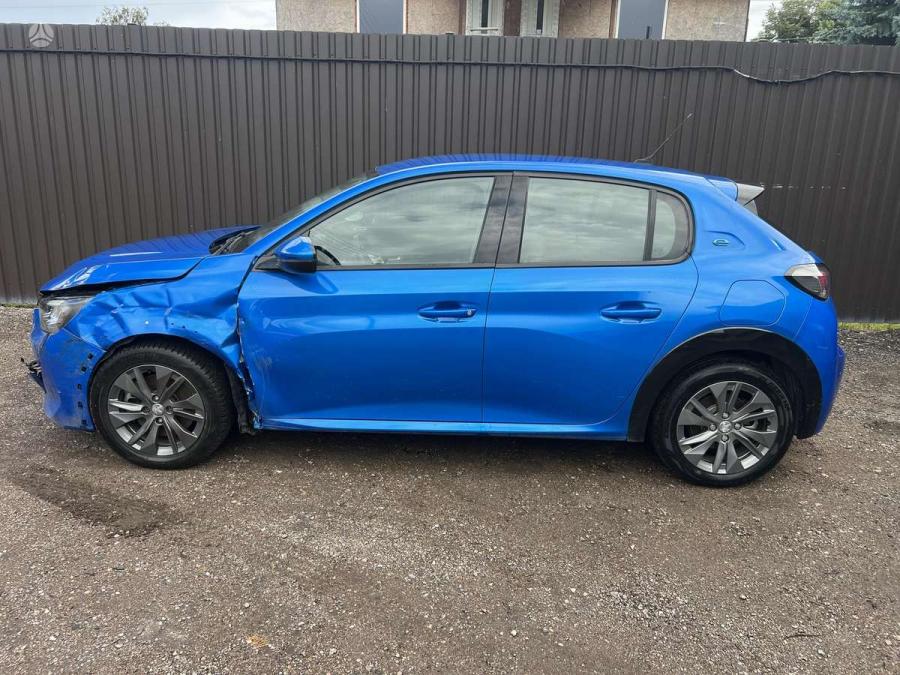 Zils Peugeot 208 2020 Kauņa, ar dzinēja tilpumu 0.00 L un nobraukumu 70 tūkst. km par 5900 €, foto 6 vietnē AUTOMOTO.COM.LV