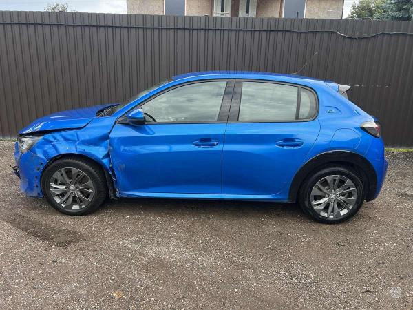 Zils Peugeot 208 2021 Kauņa, ar dzinēja tilpumu 0.00 L un nobraukumu 70 tūkst. km par 6200 €, foto 5 vietnē AUTOMOTO.COM.LV