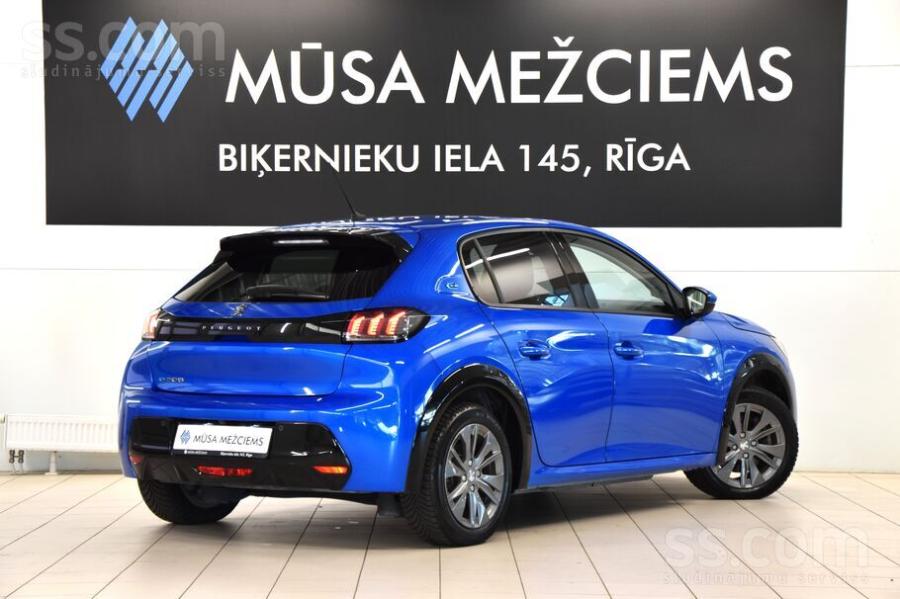 Zils Peugeot 208 2021 Rīga, ar dzinēja tilpumu 0.00 L un nobraukumu 780 tūkst. km par 16990 €, foto 7 vietnē AUTOMOTO.COM.LV