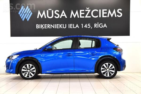 Blue Peugeot 208 2022 in Riga, with an engine capacity of 1.20 L and mileage of 72 thousand km for 16990 €, photo 5 on AUTOMOTO.COM.LV