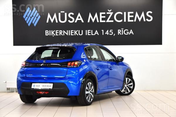 Blue Peugeot 208 2022 in Riga, with an engine capacity of 1.20 L and mileage of 72 thousand km for 16990 €, photo 6 on AUTOMOTO.COM.LV