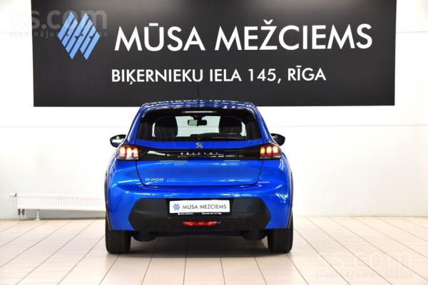 Blue Peugeot 208 2022 in Riga, with an engine capacity of 1.20 L and mileage of 72 thousand km for 16990 €, photo 7 on AUTOMOTO.COM.LV