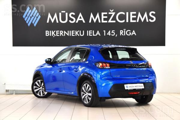 Blue Peugeot 208 2022 in Riga, with an engine capacity of 1.20 L and mileage of 72 thousand km for 16990 €, photo 8 on AUTOMOTO.COM.LV