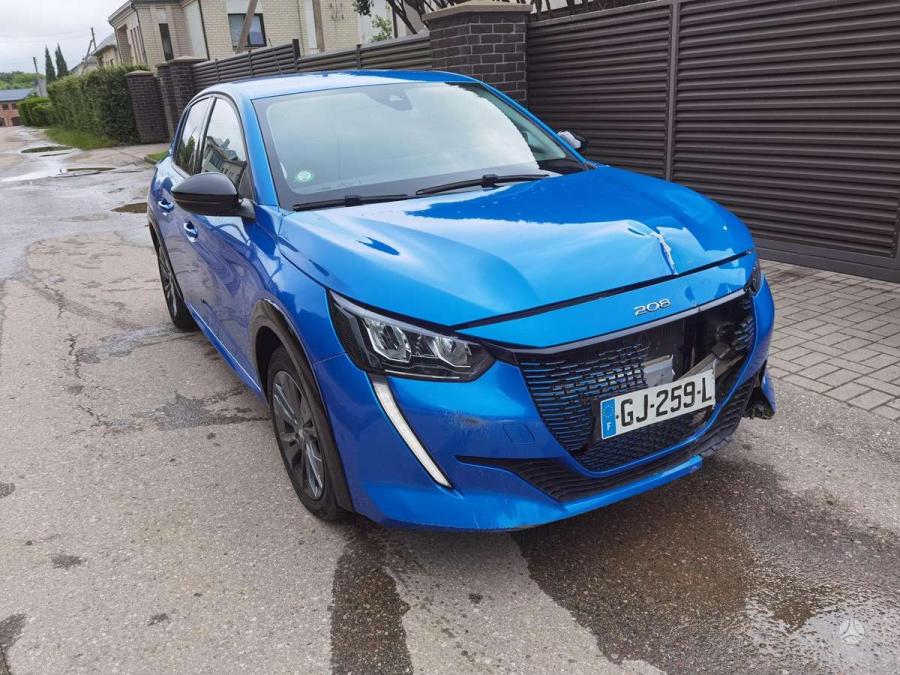 Zils Peugeot 208 2022 Kauņa, ar dzinēja tilpumu 0.00 L un nobraukumu 47 tūkst. km par 7400 €, foto 1 vietnē AUTOMOTO.COM.LV