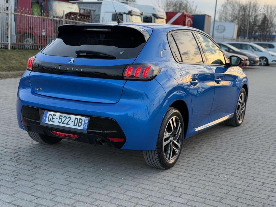 Blue Peugeot 208 2022 in Marijampole, with an engine capacity of 1.20 L and mileage of 90 thousand km for 10890 €, photo 10 on AUTOMOTO.COM.LV
