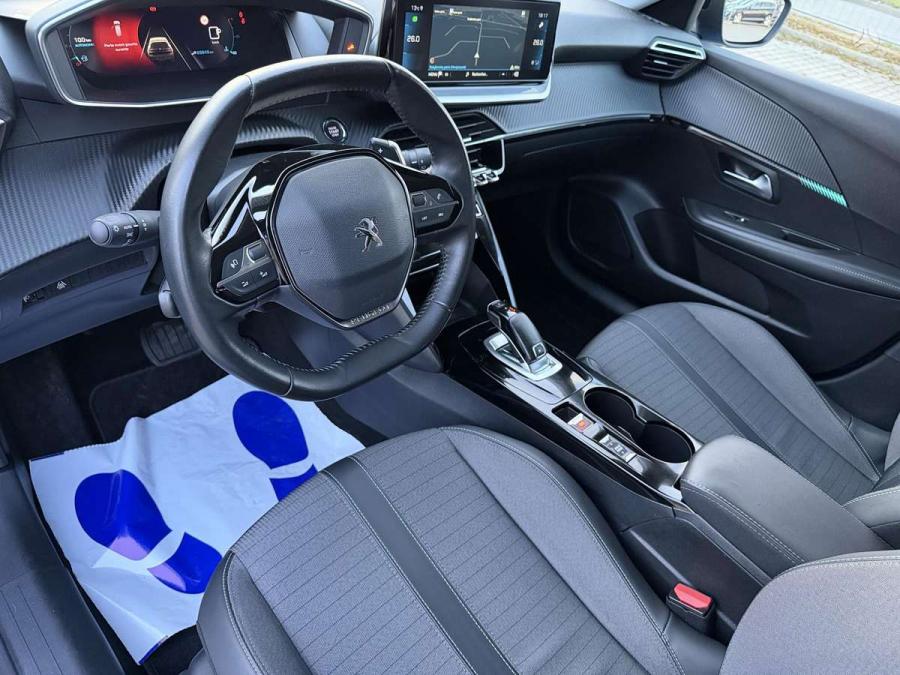 Blue Peugeot 208 2022 in Marijampole, with an engine capacity of 1.20 L and mileage of 90 thousand km for 10890 €, photo 20 on AUTOMOTO.COM.LV