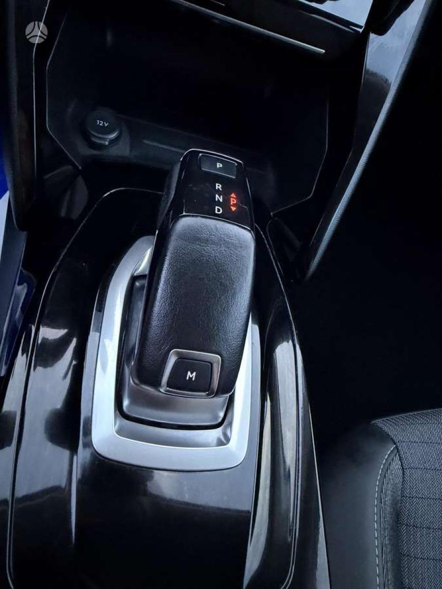 Blue Peugeot 208 2022 in Marijampole, with an engine capacity of 1.20 L and mileage of 90 thousand km for 10890 €, photo 32 on AUTOMOTO.COM.LV