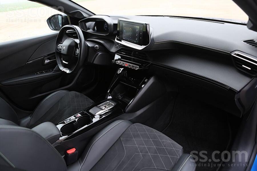 Zils Peugeot 208 2023 Tukums, ar dzinēja tilpumu 1.60 L un nobraukumu 55 tūkst. km par 20450 €, foto 14 vietnē AUTOMOTO.COM.LV