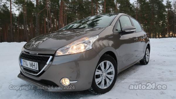 Brown Peugeot 208 2012 in Tallinn, with an engine capacity of 1.40 L and mileage of 158 thousand km for 5200 €, photo 2 on AUTOMOTO.COM.LV