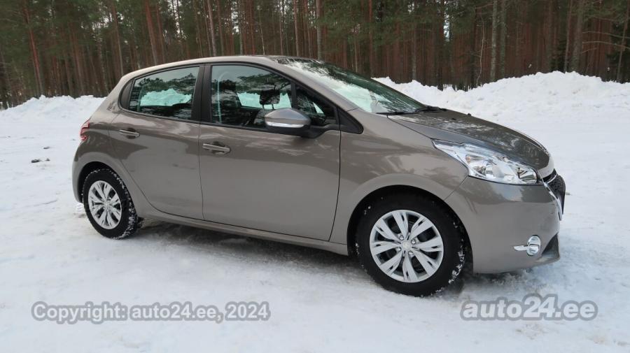 Brown Peugeot 208 2012 in Tallinn, with an engine capacity of 1.40 L and mileage of 158 thousand km for 5200 €, photo 8 on AUTOMOTO.COM.LV