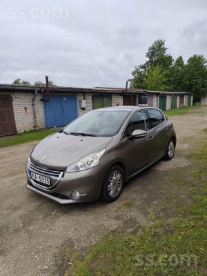Brūns Peugeot 208 2012 Limbaži, ar dzinēja tilpumu 1.60 L un nobraukumu 100 tūkst. km par 3500 €, foto  vietnē AUTOMOTO.COM.LV