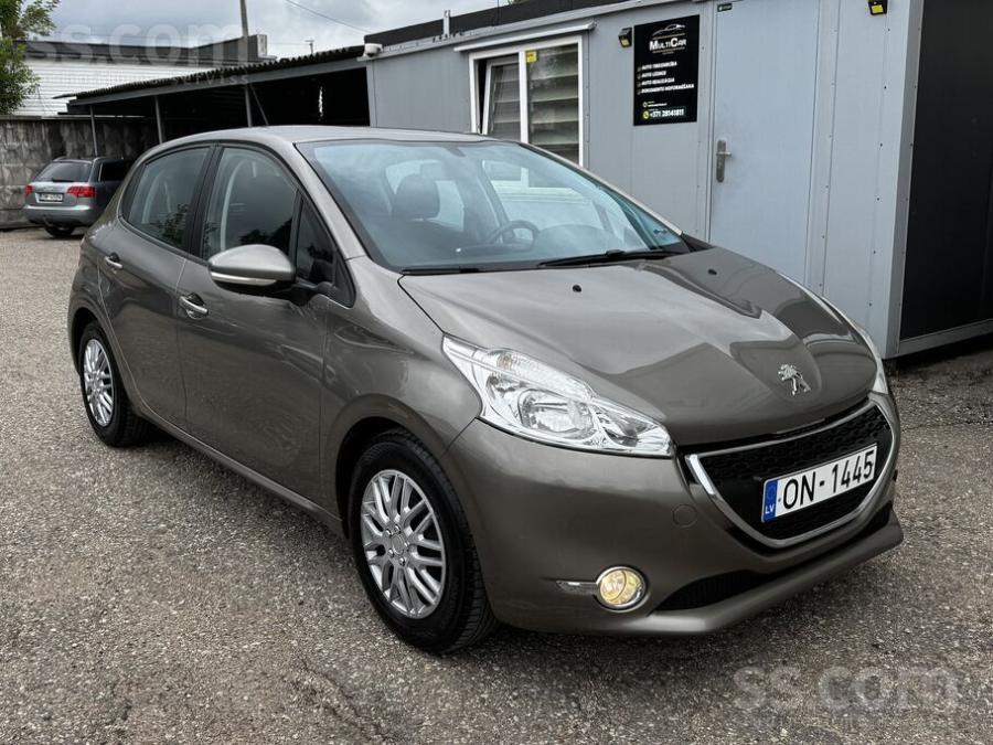 Brūns Peugeot 208 2013 Daugavpils, ar dzinēja tilpumu 1.20 L un nobraukumu 0 tūkst. km par 3800 €, foto 1 vietnē AUTOMOTO.COM.LV