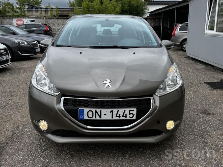 Brūns Peugeot 208 2013 Daugavpils, ar dzinēja tilpumu 1.20 L un nobraukumu 0 tūkst. km par 3800 €, foto 3 vietnē AUTOMOTO.COM.LV
