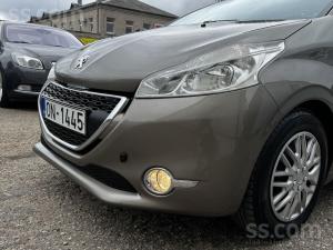 Brūns Peugeot 208 2013 Daugavpils, ar dzinēja tilpumu 1.20 L un nobraukumu 0 tūkst. km par 3800 €, foto 9 vietnē AUTOMOTO.COM.LV