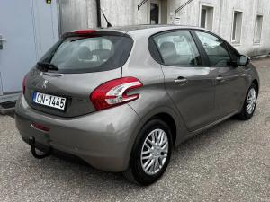 Brown Peugeot 208 2013 in Daugavpils, with an engine capacity of 1.20 L and mileage of 186 thousand km for 3800 €, photo 7 on AUTOMOTO.COM.LV