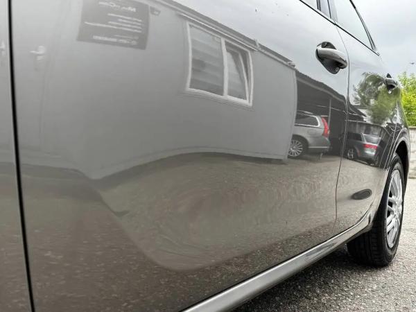 Brown Peugeot 208 2013 in Daugavpils, with an engine capacity of 1.20 L and mileage of 186 thousand km for 3800 €, photo 9 on AUTOMOTO.COM.LV