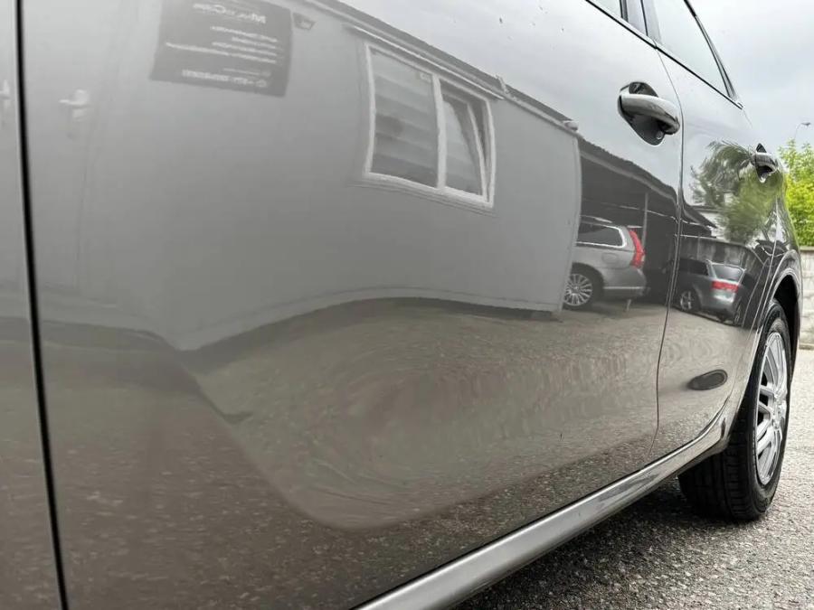 Brown Peugeot 208 2013 in Daugavpils, with an engine capacity of 1.20 L and mileage of 186 thousand km for 3800 €, photo 10 on AUTOMOTO.COM.LV