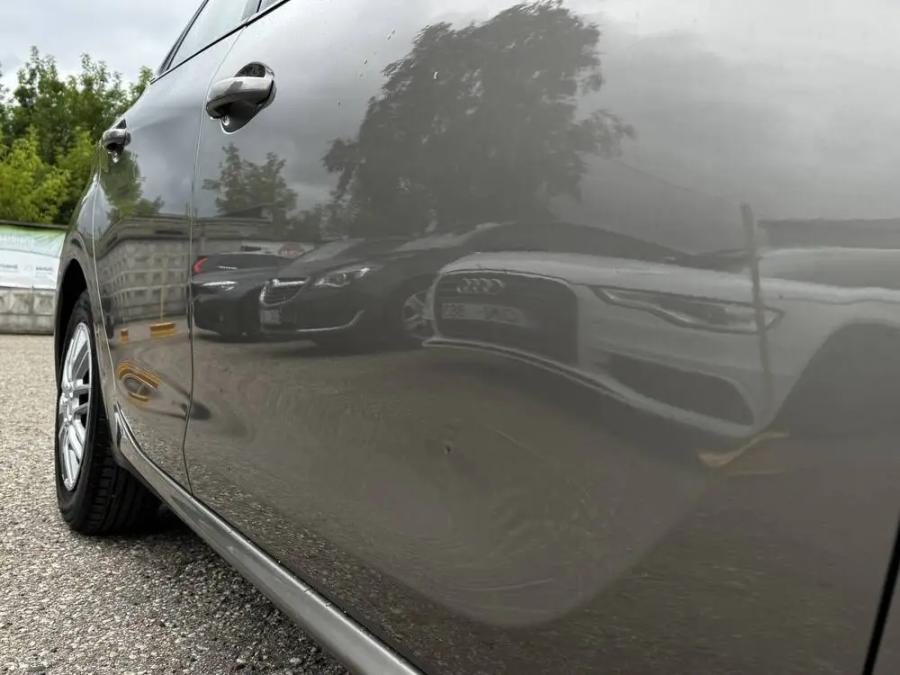 Brown Peugeot 208 2013 in Daugavpils, with an engine capacity of 1.20 L and mileage of 186 thousand km for 3800 €, photo 11 on AUTOMOTO.COM.LV