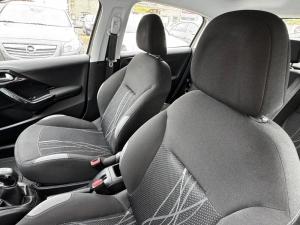 Brown Peugeot 208 2013 in Daugavpils, with an engine capacity of 1.20 L and mileage of 186 thousand km for 3800 €, photo 23 on AUTOMOTO.COM.LV