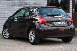 Brūns Peugeot 208 2013 Valmiera, ar dzinēja tilpumu 1.20 L un nobraukumu 170 tūkst. km par 3750 €, foto 5 vietnē AUTOMOTO.COM.LV