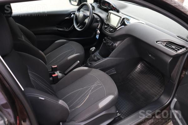 Brūns Peugeot 208 2013 Valmiera, ar dzinēja tilpumu 1.20 L un nobraukumu 170 tūkst. km par 3750 €, foto 5 vietnē AUTOMOTO.COM.LV