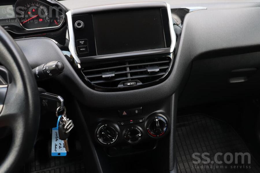Brūns Peugeot 208 2013 Valmiera, ar dzinēja tilpumu 1.20 L un nobraukumu 170 tūkst. km par 3750 €, foto 11 vietnē AUTOMOTO.COM.LV