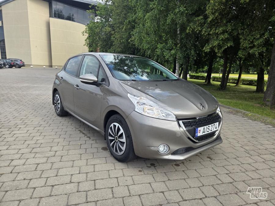Brūns Peugeot 208 2013 Kauņa, ar dzinēja tilpumu 1.20 L un nobraukumu 143 tūkst. km par 3300 €, foto 3 vietnē AUTOMOTO.COM.LV