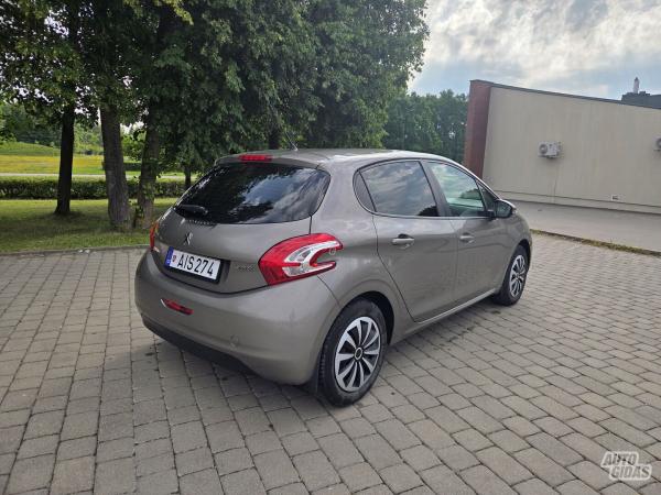 Brūns Peugeot 208 2013 Kauņa, ar dzinēja tilpumu 1.20 L un nobraukumu 143 tūkst. km par 3300 €, foto 4 vietnē AUTOMOTO.COM.LV