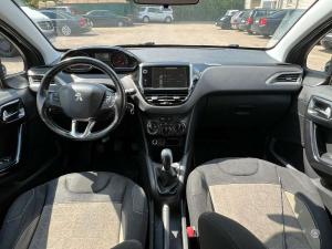 Brown Peugeot 208 2014 in Trakai, with an engine capacity of 1.56 L and mileage of 209 thousand km for 2500 €, photo 12 on AUTOMOTO.COM.LV