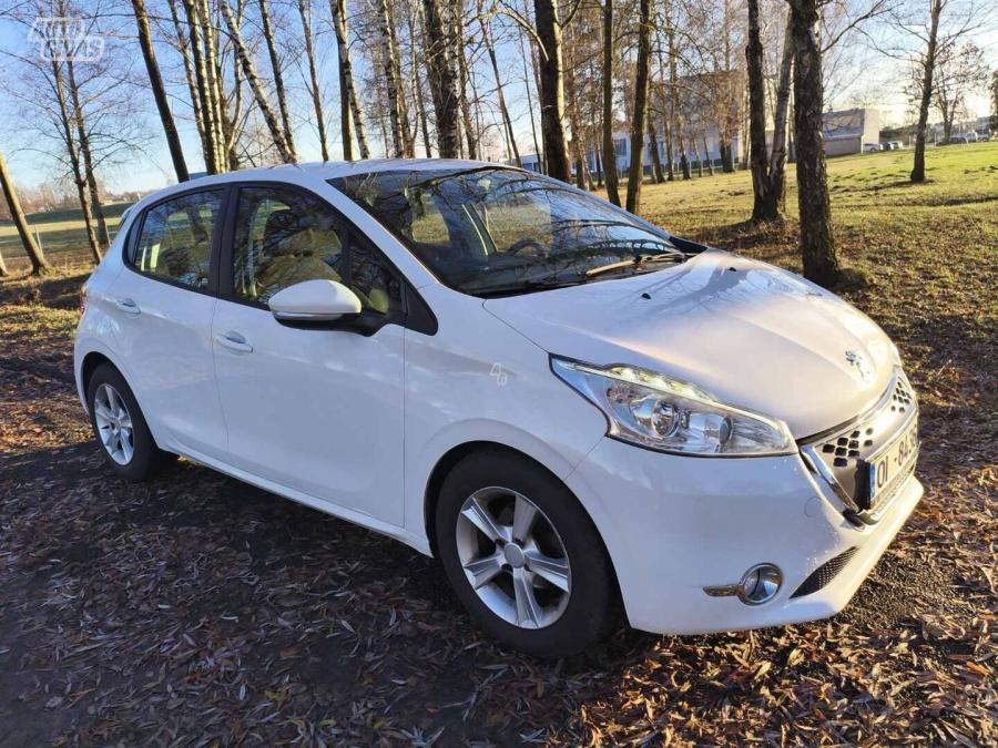 Peugeot 208 2012 Marijampole, ar dzinēja tilpumu 1.40 L un nobraukumu 99 tūkst. km par 5550 €, foto 2 vietnē AUTOMOTO.COM.LV