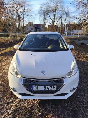 Peugeot 208 2012 Marijampole, ar dzinēja tilpumu 1.40 L un nobraukumu 99 tūkst. km par 5550 €, foto 7 vietnē AUTOMOTO.COM.LV