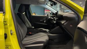 Zaļš Peugeot 208 2024 Rīga, ar dzinēja tilpumu 1.20 L un nobraukumu 20 tūkst. km par 18990 €, foto 20 vietnē AUTOMOTO.COM.LV