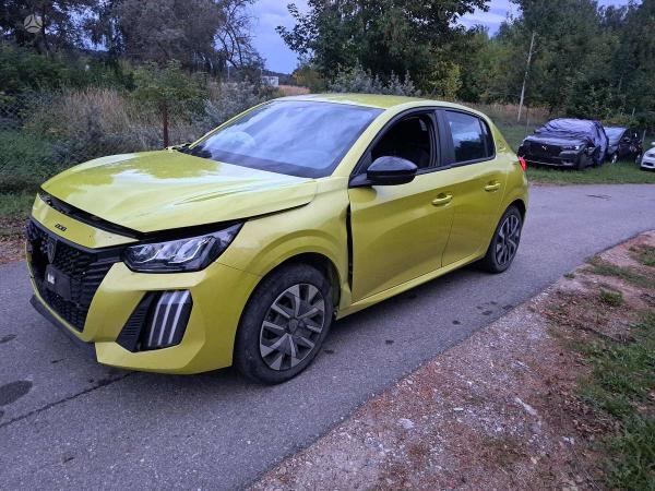 Green Peugeot 208 2024 in Kaunas, with an engine capacity of 0.00 L and mileage of 30 thousand km for 9200 €, photo 1 on AUTOMOTO.COM.LV