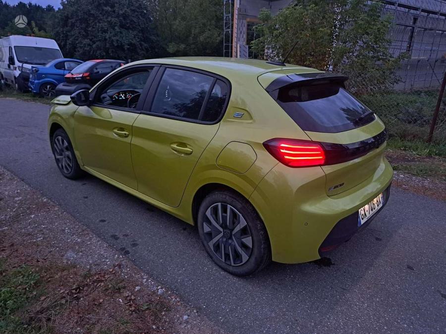 Zaļš Peugeot 208 2024 Kauņa, ar dzinēja tilpumu 0.00 L un nobraukumu 30 tūkst. km par 9200 €, foto 7 vietnē AUTOMOTO.COM.LV