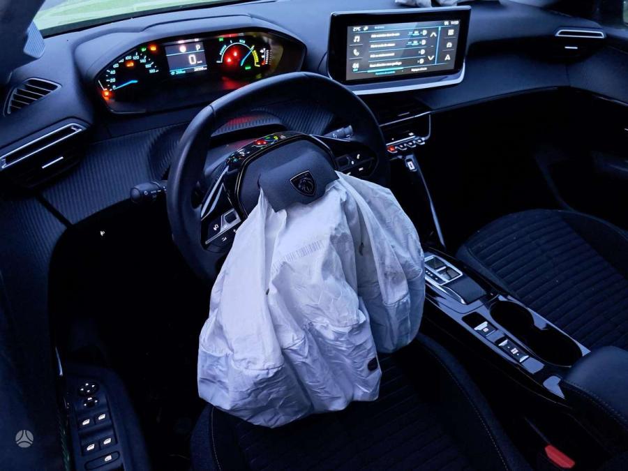 Zaļš Peugeot 208 2024 Kauņa, ar dzinēja tilpumu 0.00 L un nobraukumu 30 tūkst. km par 9200 €, foto 11 vietnē AUTOMOTO.COM.LV