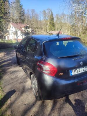Pelēks Peugeot 208 2012 Šauļi, ar dzinēja tilpumu 1.60 L un nobraukumu 138 tūkst. km par 2500 €, foto 6 vietnē AUTOMOTO.COM.LV