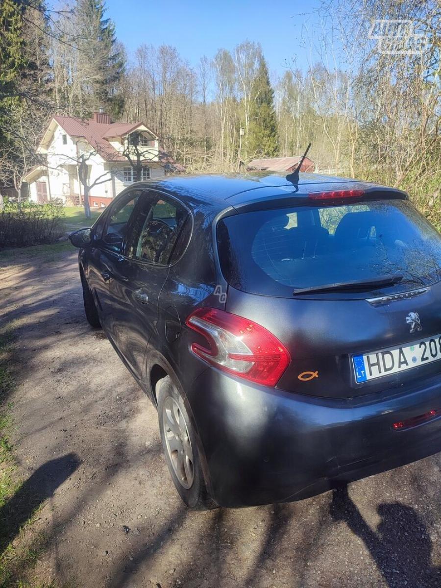 Pelēks Peugeot 208 2012 Šauļi, ar dzinēja tilpumu 1.60 L un nobraukumu 138 tūkst. km par 2500 €, foto 6 vietnē AUTOMOTO.COM.LV