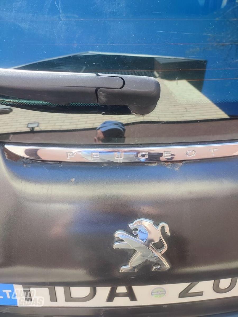 Pelēks Peugeot 208 2012 Šauļi, ar dzinēja tilpumu 1.60 L un nobraukumu 138 tūkst. km par 2500 €, foto 17 vietnē AUTOMOTO.COM.LV