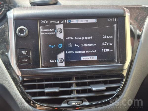 Grey Peugeot 208 2012 in Liepaja, with an engine capacity of 1.60 L and mileage of 157 thousand km for 3900 €, photo 5 on AUTOMOTO.COM.LV
