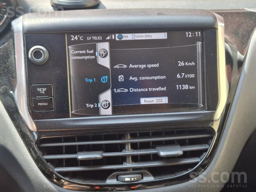 Pelēks Peugeot 208 2012 Liepāja, ar dzinēja tilpumu 1.60 L un nobraukumu 157 tūkst. km par 3900 €, foto 6 vietnē AUTOMOTO.COM.LV