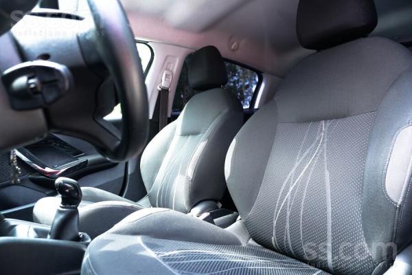 Grey Peugeot 208 2012 in Riga, with an engine capacity of 1.60 L and mileage of 158 thousand km for 3590 €, photo 6 on AUTOMOTO.COM.LV
