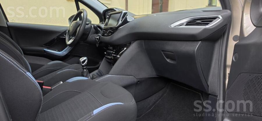 Grey Peugeot 208 2012 in Riga, with an engine capacity of 1.60 L and mileage of 98 thousand km for 3700 €, photo 9 on AUTOMOTO.COM.LV