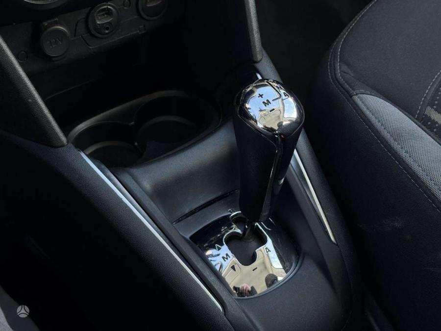 Pelēks Peugeot 208 2012 Viļņa, ar dzinēja tilpumu 1.40 L un nobraukumu 257 tūkst. km par 4190 €, foto 11 vietnē AUTOMOTO.COM.LV